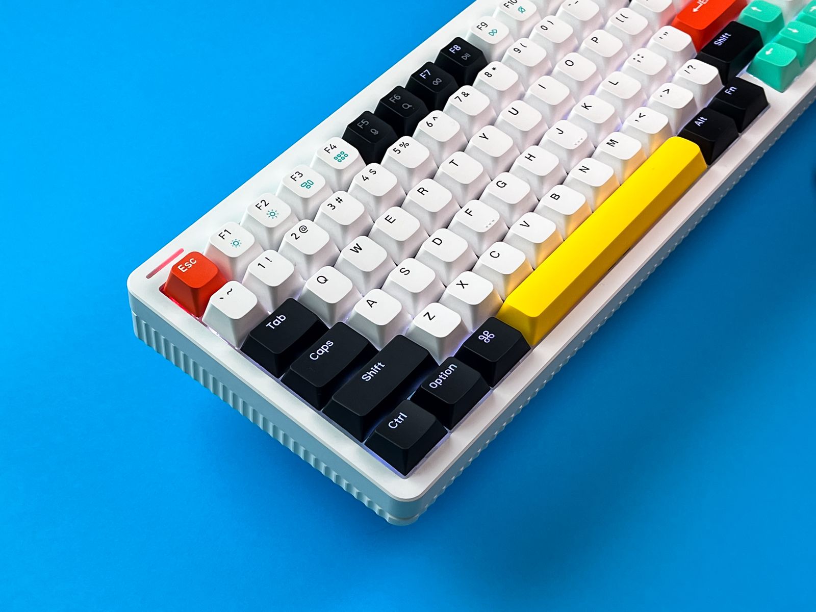NuPhy Halo 96: The Mechanical Keyboard That Combines Style and ...
